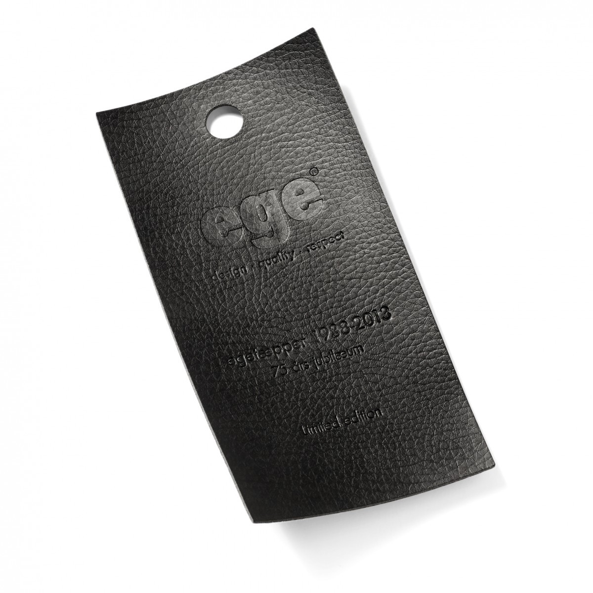 Leather labels in your design - From Label Yourself