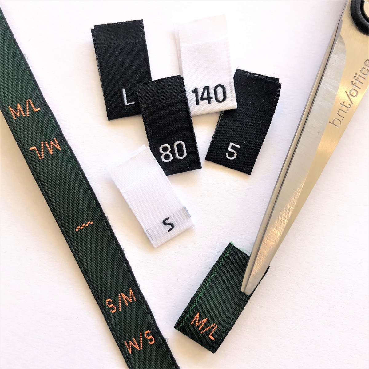 Size labels of your own design | Many colours | Order here →